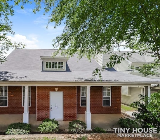 Tiny House For Sale Sweet Family Home